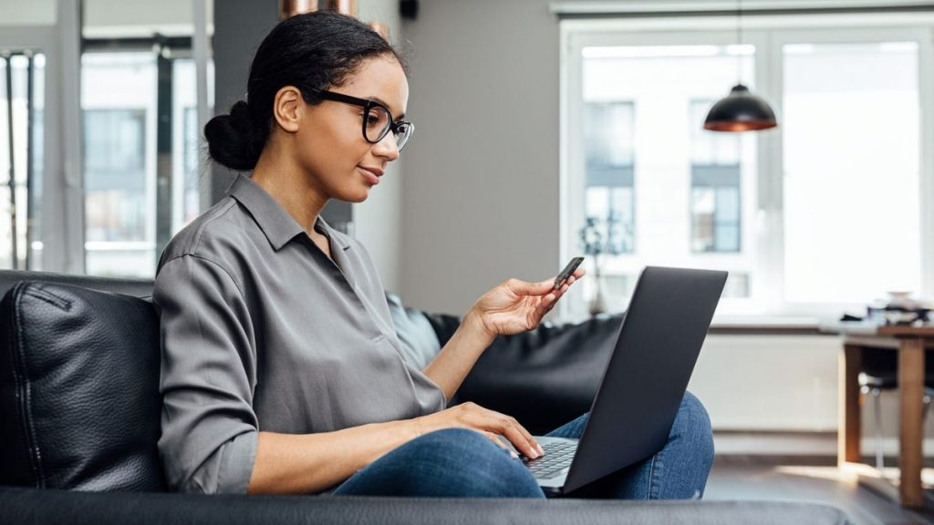 100 retailers that offer a discount to first-time customers - Favorite News